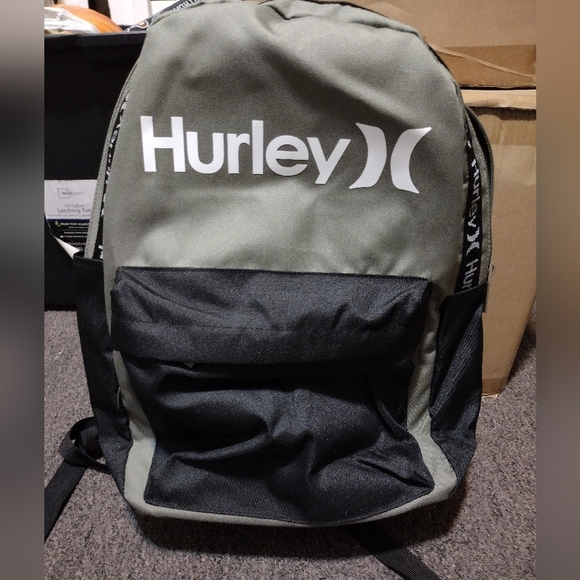Hurley | Bags | Hurley 5 Green And Black Backpack With Adjustable ...